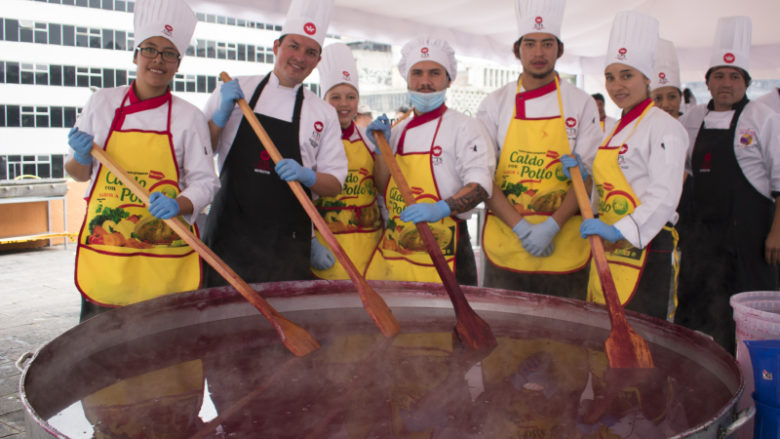 La Colada Morada más grande de Ecuador – Ile